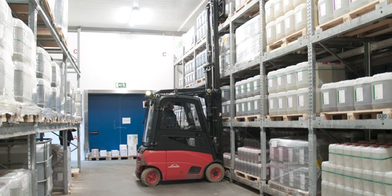 Push Back Com Carrinhos Estantes Para Paletes